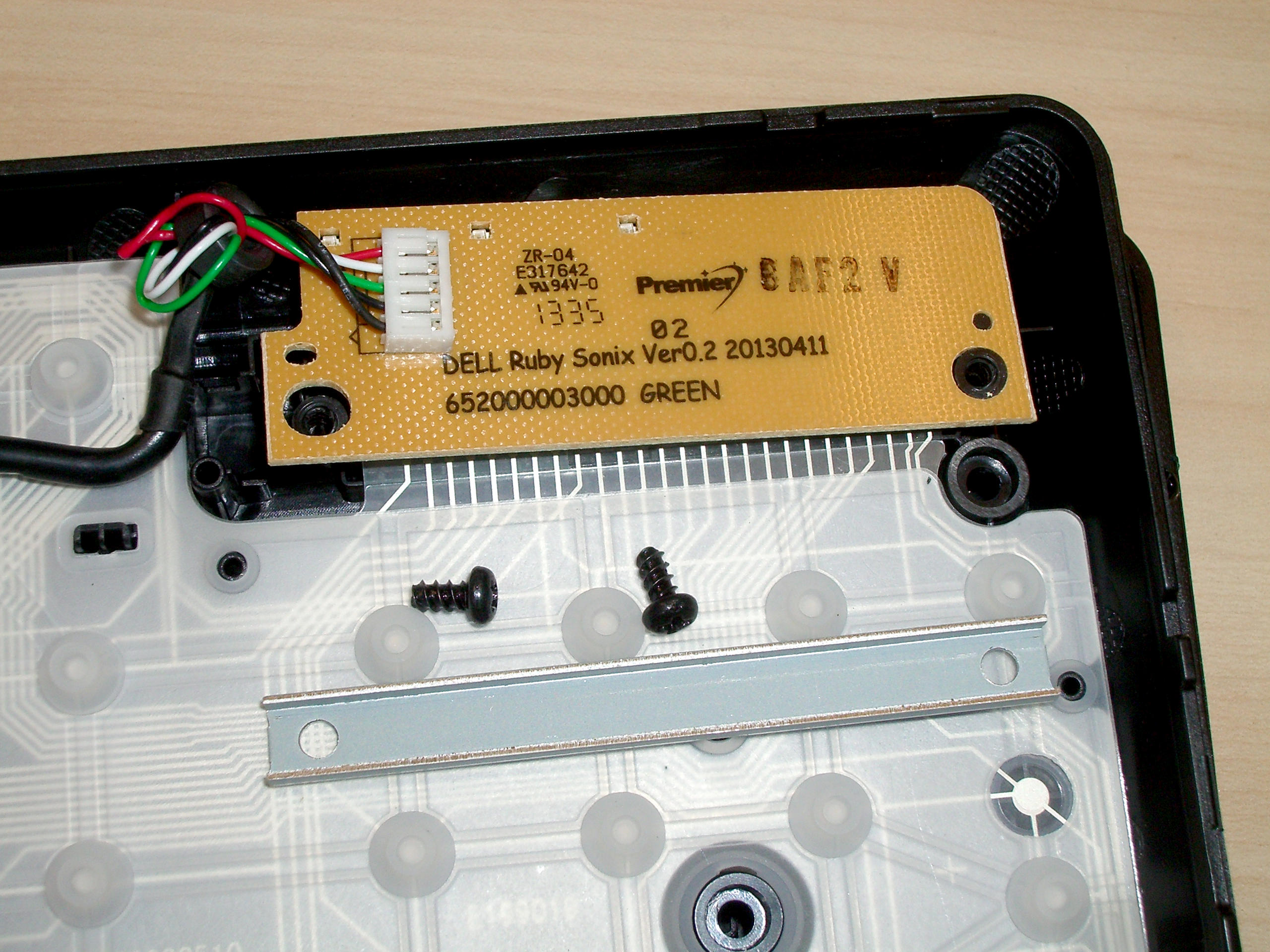 File:Primax KB4021 -- controller, top.jpg - Wikimedia Commons